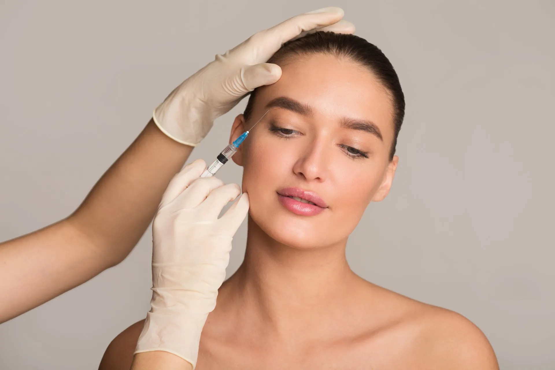 A Complete Guide to Botox Around the Eyes: Benefits